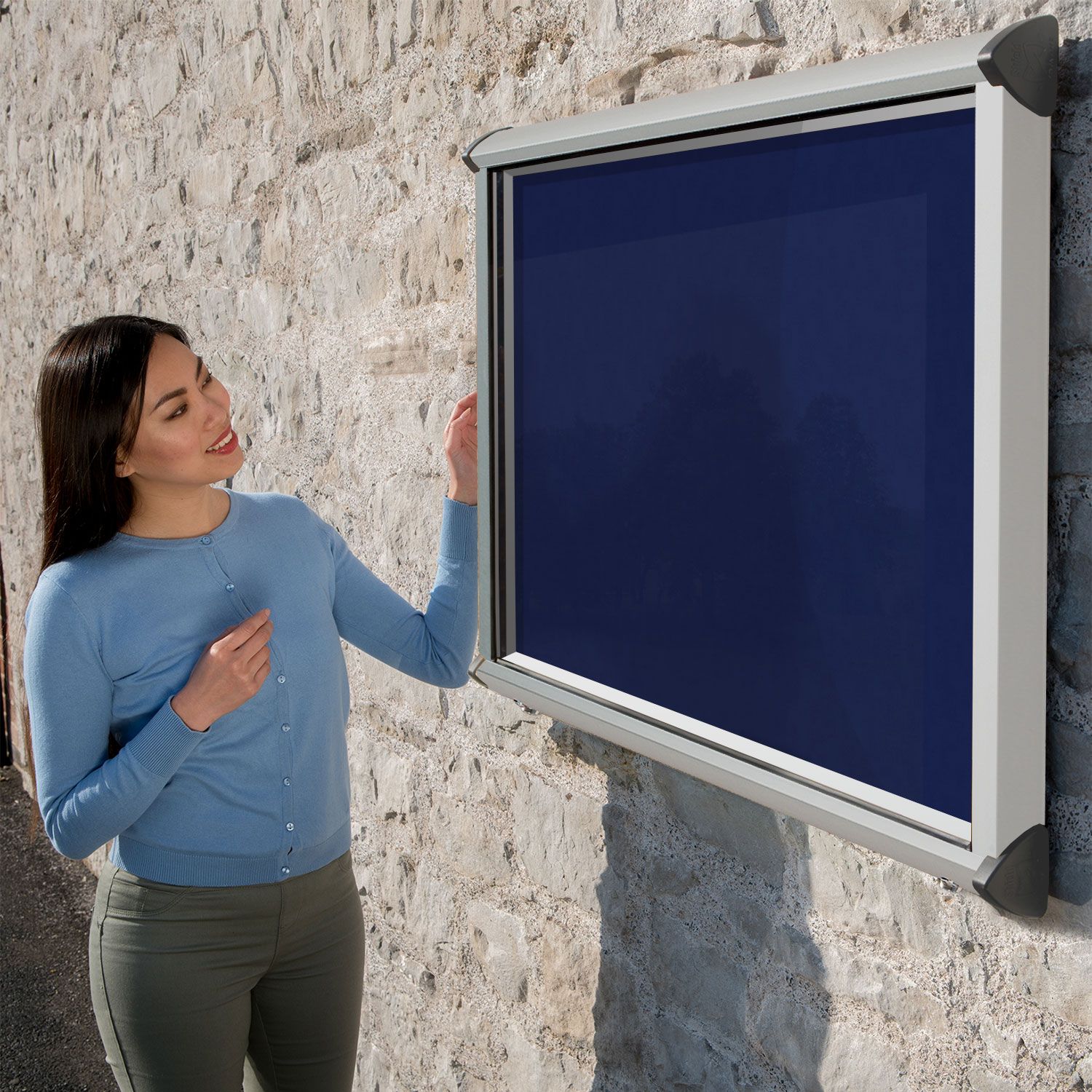 External Lockable Noticeboard with Aluminium Frame | Wonderwall Products